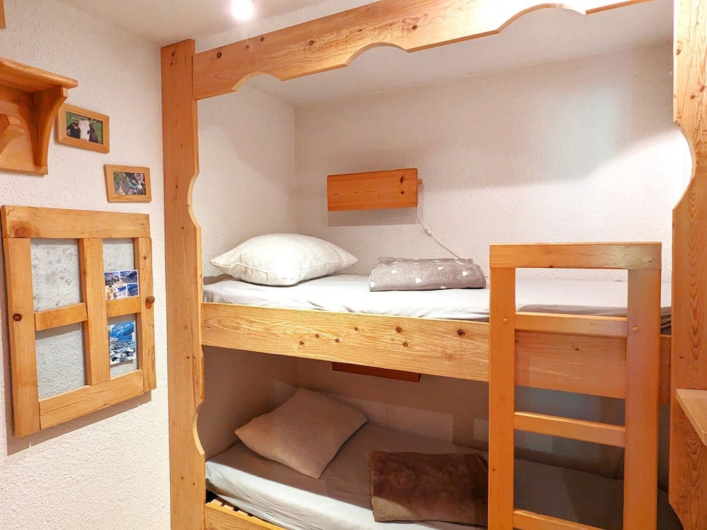 Cozy Ski-in/ski-out 4-person Apt In Village Center With Terrace And Modern Amenities - La Clusaz