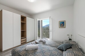 3 quartos, Wi-fi grátis, roupa de cama fornecida 