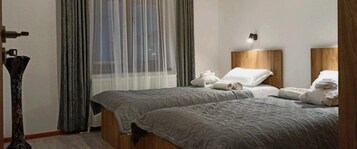 3 quartos, roupas de cama premium, quartos à prova de som