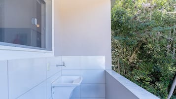 Apartamento Básico | Terrenos do alojamento