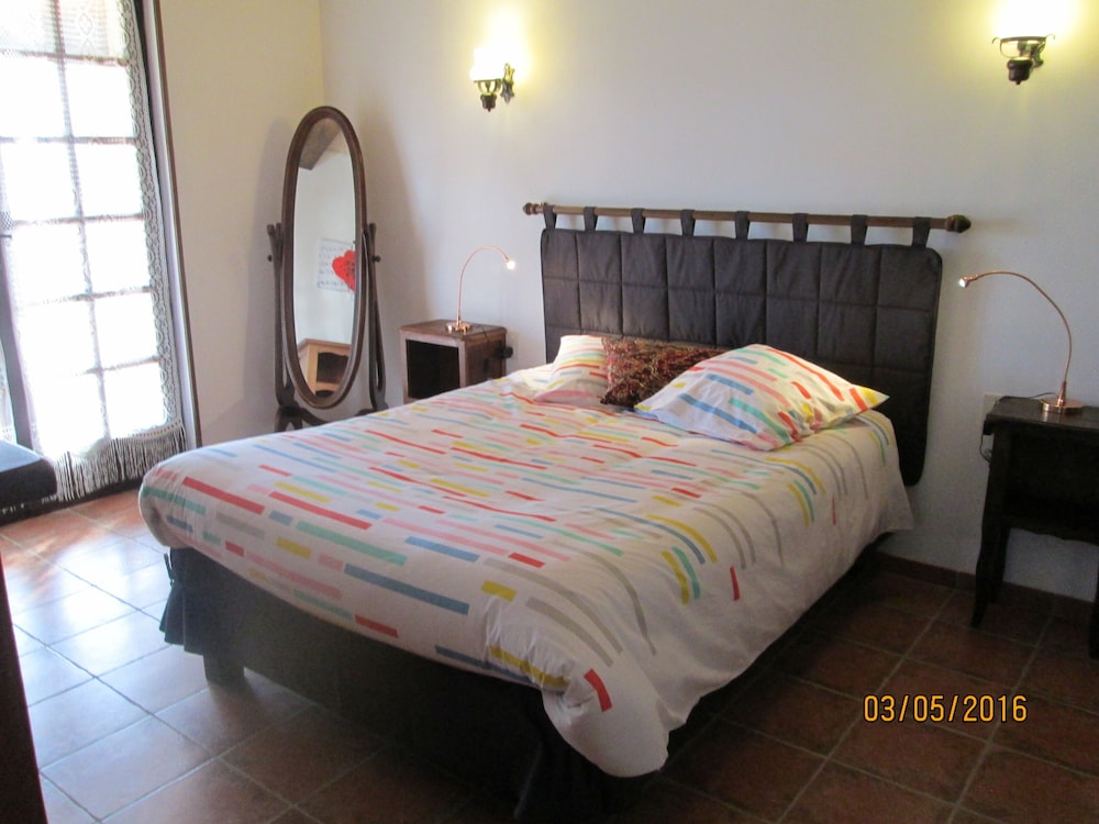 Detached Country House Weekly Rental Plot 2400 M2 Wooded Fenced - Barjac