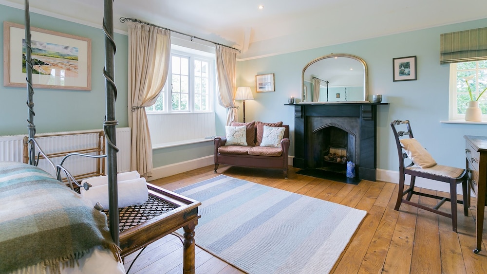 Hafod Cae Maen - A Sea View That Sleeps 8 Guests In 4 Bedrooms - Portmeirion