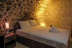 Quarto Duplo Tradicional | Ferro/tábua de engomar, Wi-fi grátis, roupa de cama fornecida 