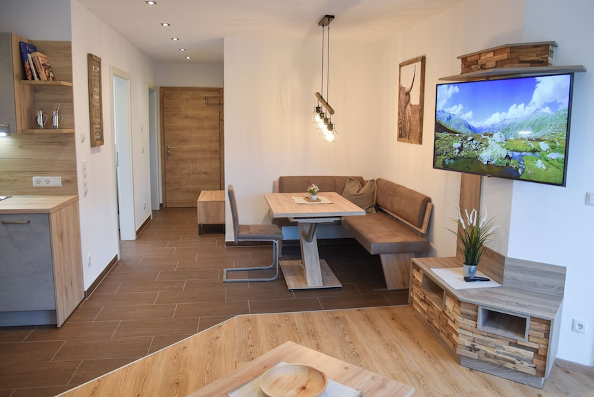 Mountain View Apartment - Nordkettenblick\ngötzens Near Innsbruck - Innsbruck