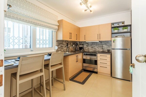 Kalamata Lime Studio - Urban Cozy Nest - Каламата