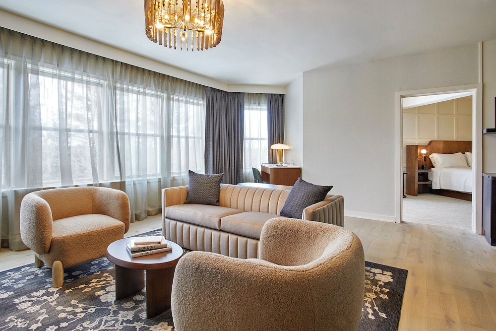 Hotel Brookmere & Arbor Spa - Saratoga Springs, NY