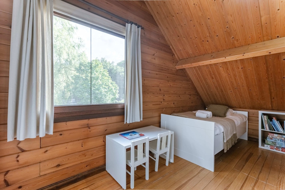 Huswell - Tranquil And Cozy Chalet In The Heart Of Ursel - Vlaanderen