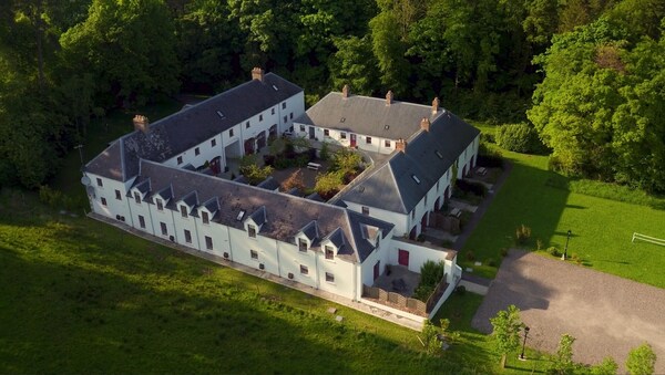 Old Stable Mews Castle Leslie - Armagh