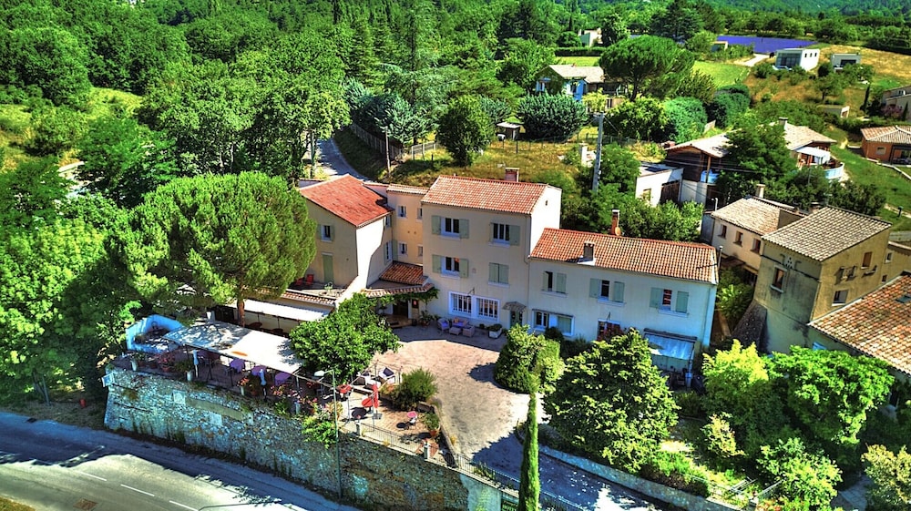Auberge De L'escargot D'or - Dieulefit
