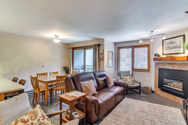 Cozy Ski-in/ski-out Winter Park Condo W/ Pool! - Georgetown, CO