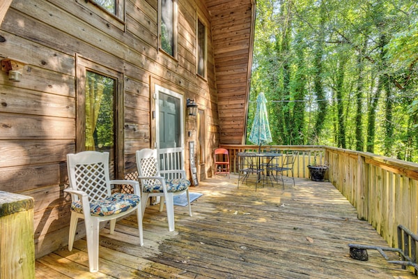 Pet-friendly Lavonia Cabin, Walk To Lake Hartwell! - Lake Hartwell