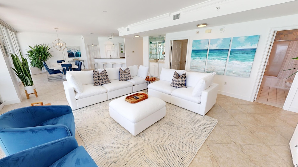 3BR Oceania 807-Luxury Beachfront-Amazing Views - Destin | Vrbo