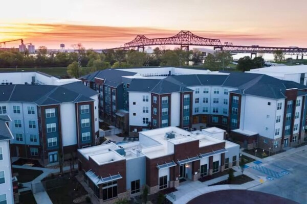 River House Apartments - Louisiana State University, Baton Rouge
