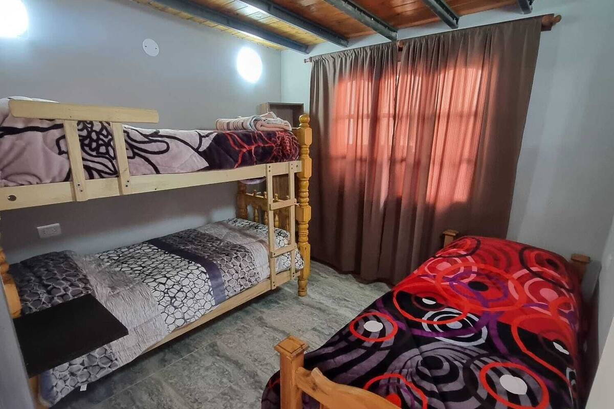 Cabana de Madeira Familiar | Wi-fi grátis 