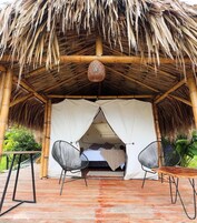 Cabana conforto, 1 cama Queen, vista para a montanha | Individualmente decorados