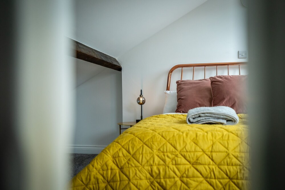 The Mustard Pot - A Family Break That Sleeps 4 Guests In 2 Bedrooms - York
