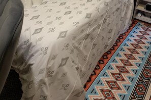 1 quarto, Wi-Fi de cortesia, roupa de cama