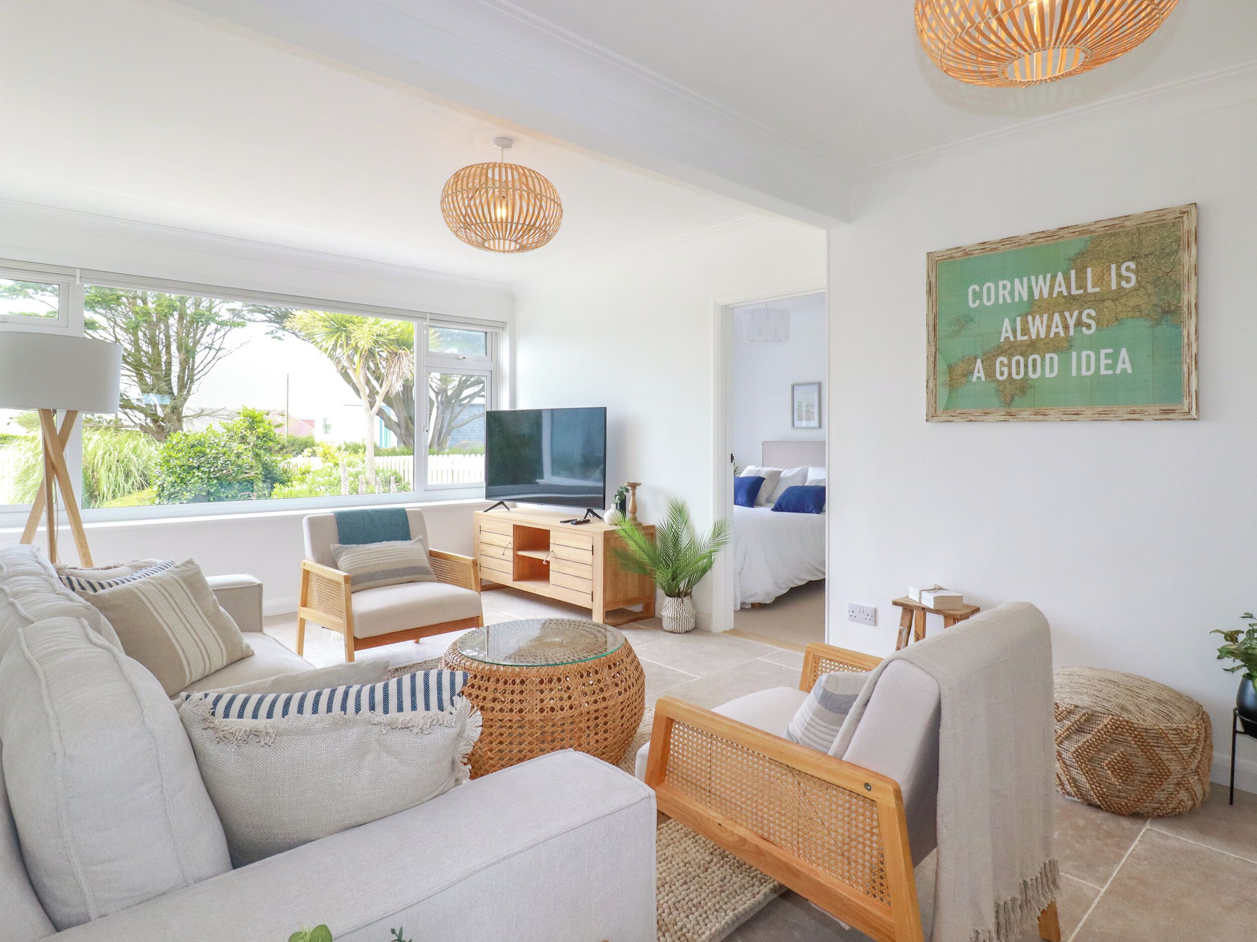 Polwen, Pet Friendly, Country Holiday Cottage In Harlyn, Cornwall - Constantine Bay