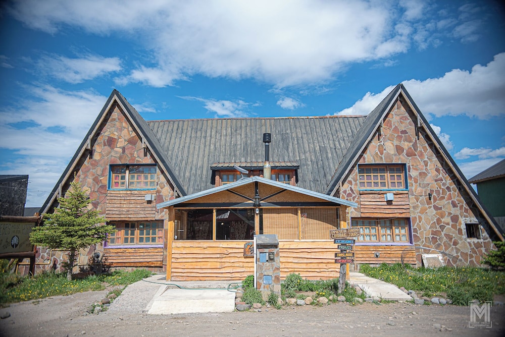 Hebes House Hostel - Provincia de Neuquén
