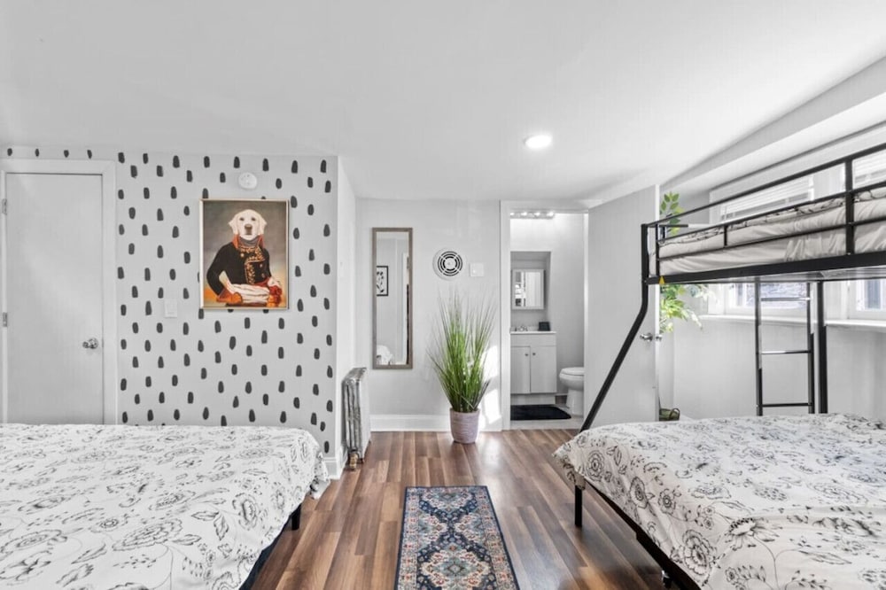 Sleeps 8+ | 20m To Nyc | Free Parking - Bayonne, NJ