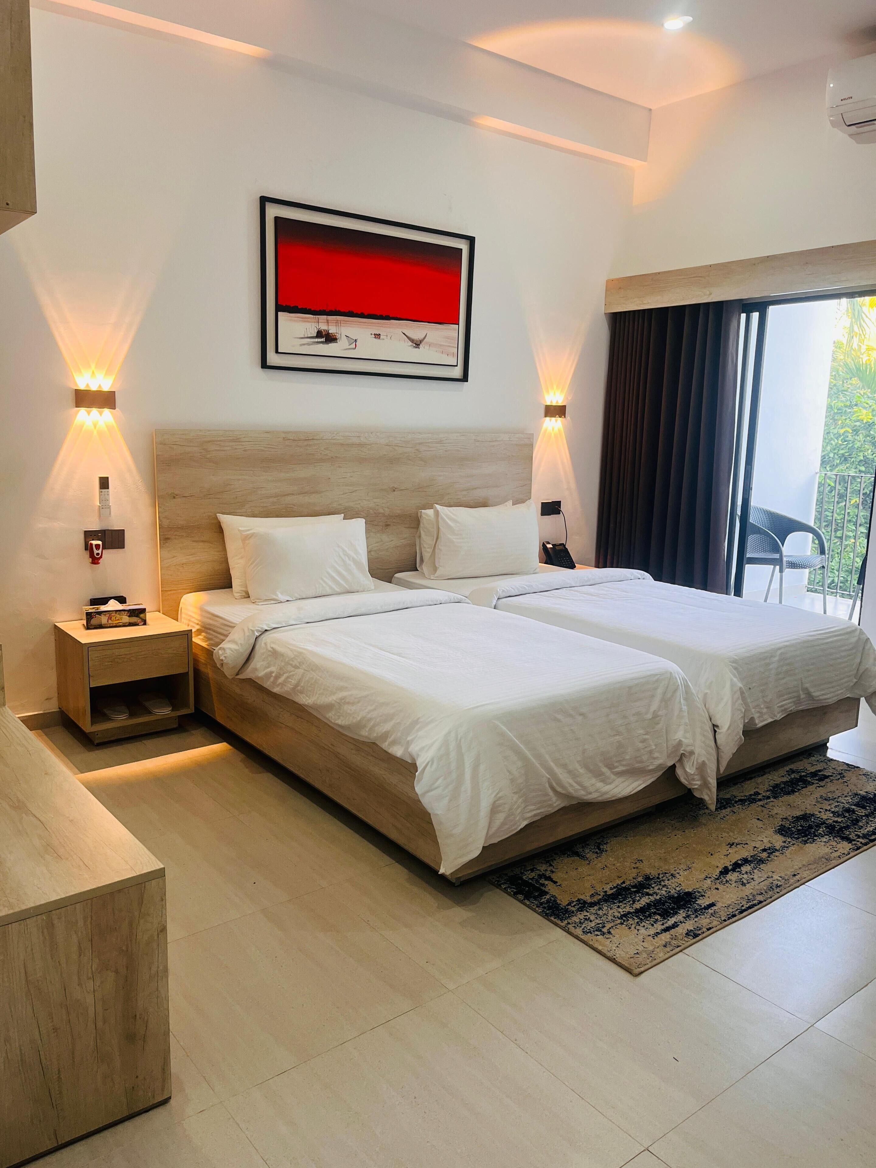 Quarto Twin Superior | Secretária, secretária adequada para computadores portáteis 