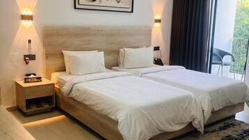 Quarto Twin Superior | Secretária, secretária adequada para computadores portáteis