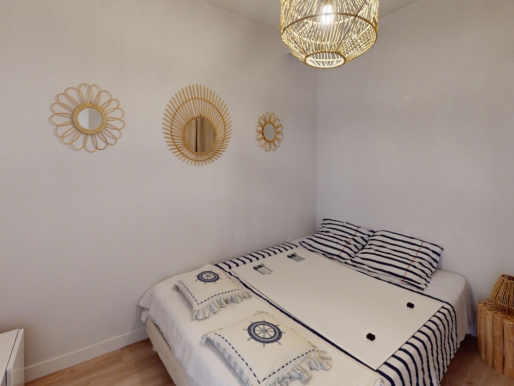 Modern 3-bedroom Apartment, Terrace, Near Beach And Shops - Mèze