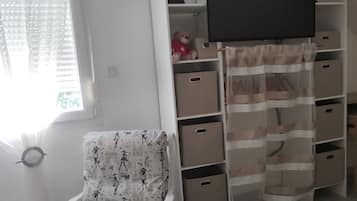Quarto Duplo Superior, 1 cama king-size | Roupa de alta qualidade, camas de colchão viscoelástico