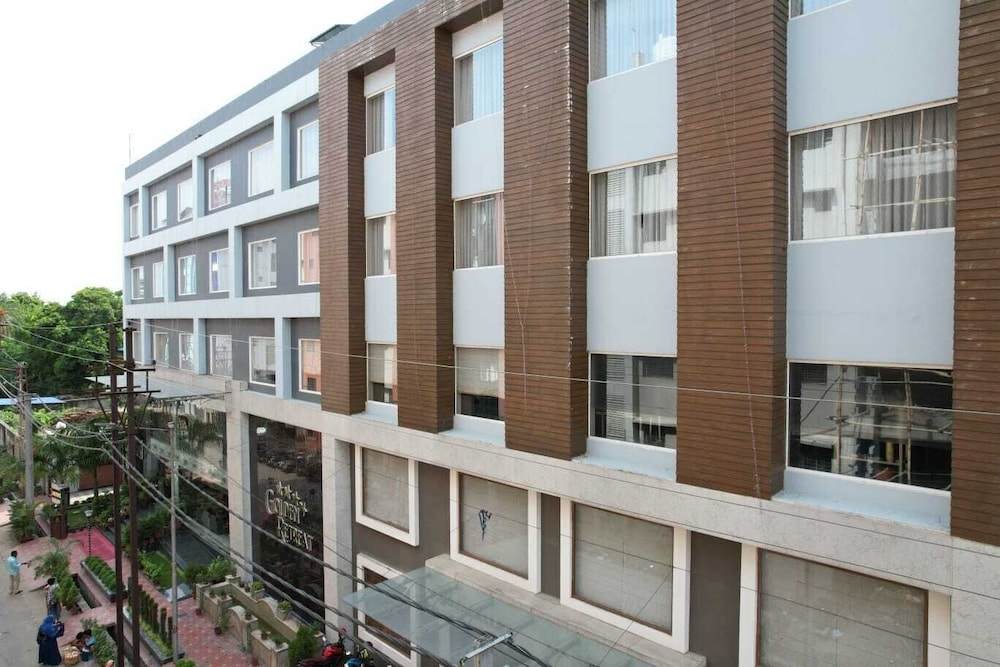 Golden Retreat - West Bengal