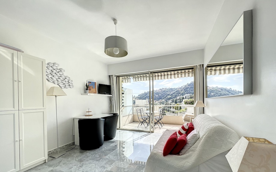 Tranquil Apartment With Pool And Wifi In Menton - Mentona