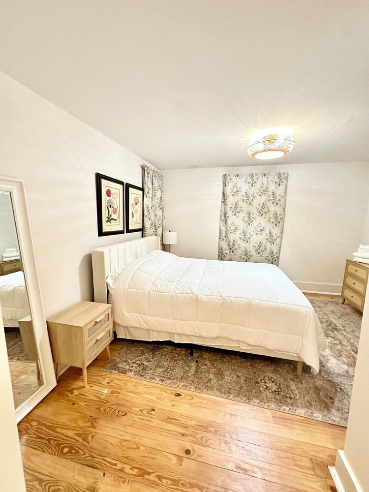 New 3 Bedroom Downtown Wilmington Bungalow With Big Fully Fenced Yard - Wilmington, NC