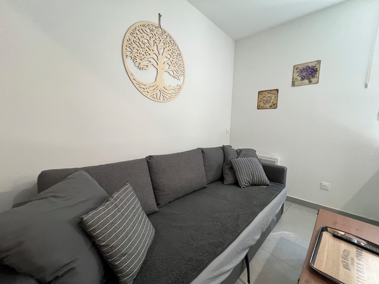 Appartement Tout Confort ,T2 ,40m², Rénové Rdc Plein Pied , Centre Ville - Donzère