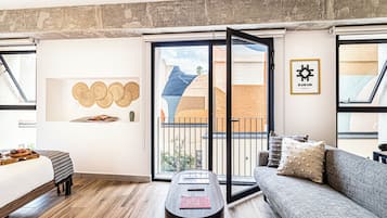 Deluxe Studio Apartment with Queen Bed | Vista do quarto