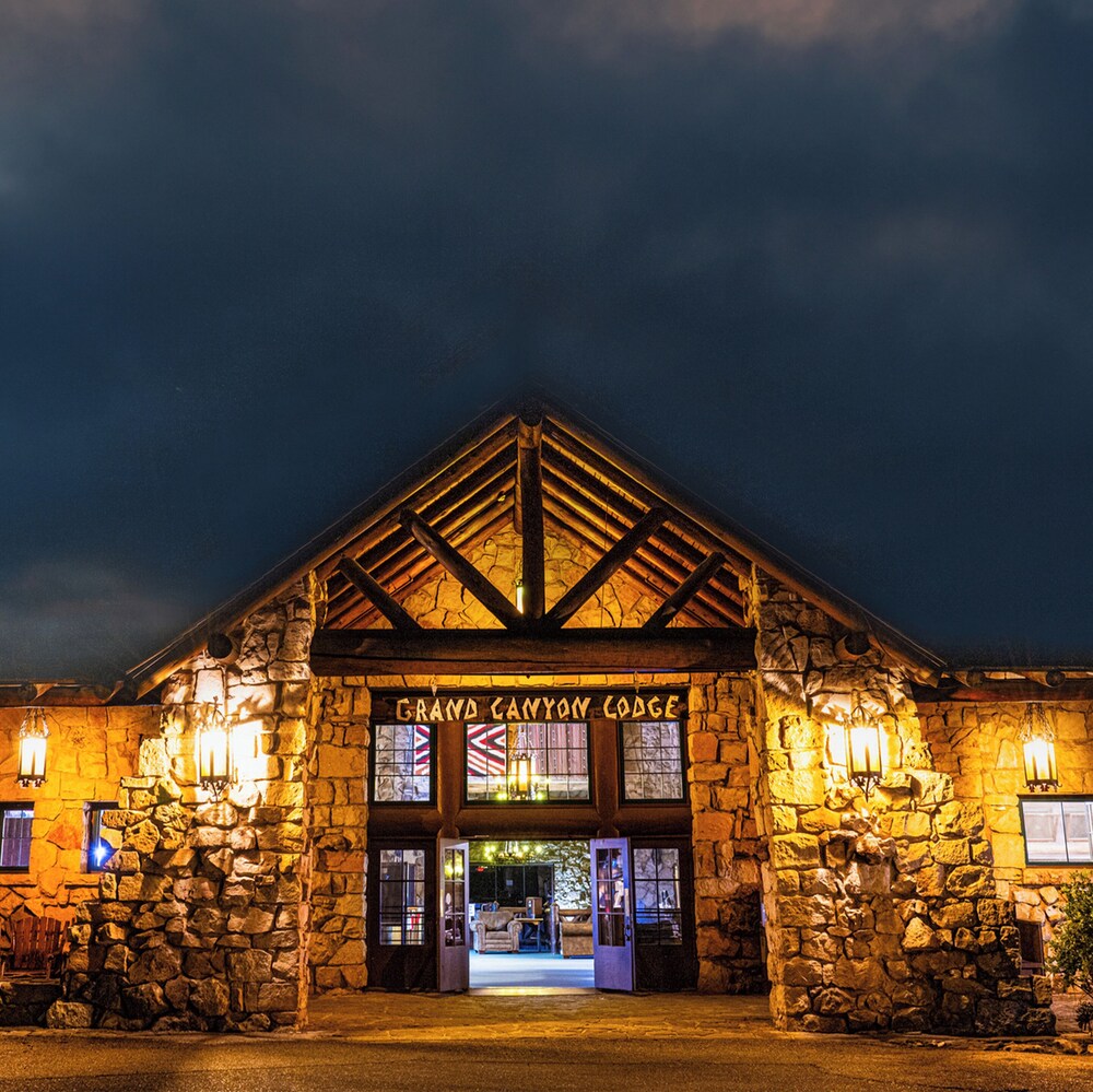 Room Deals for Grand Canyon Lodge, North Rim starting at | Hotwire