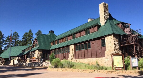 The Lodge At Bryce Canyon - Bryce Canyon City, UT