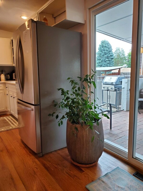 7 bedrooms, 8 beds and 4 bathroom family house in Denver. Reviews ...