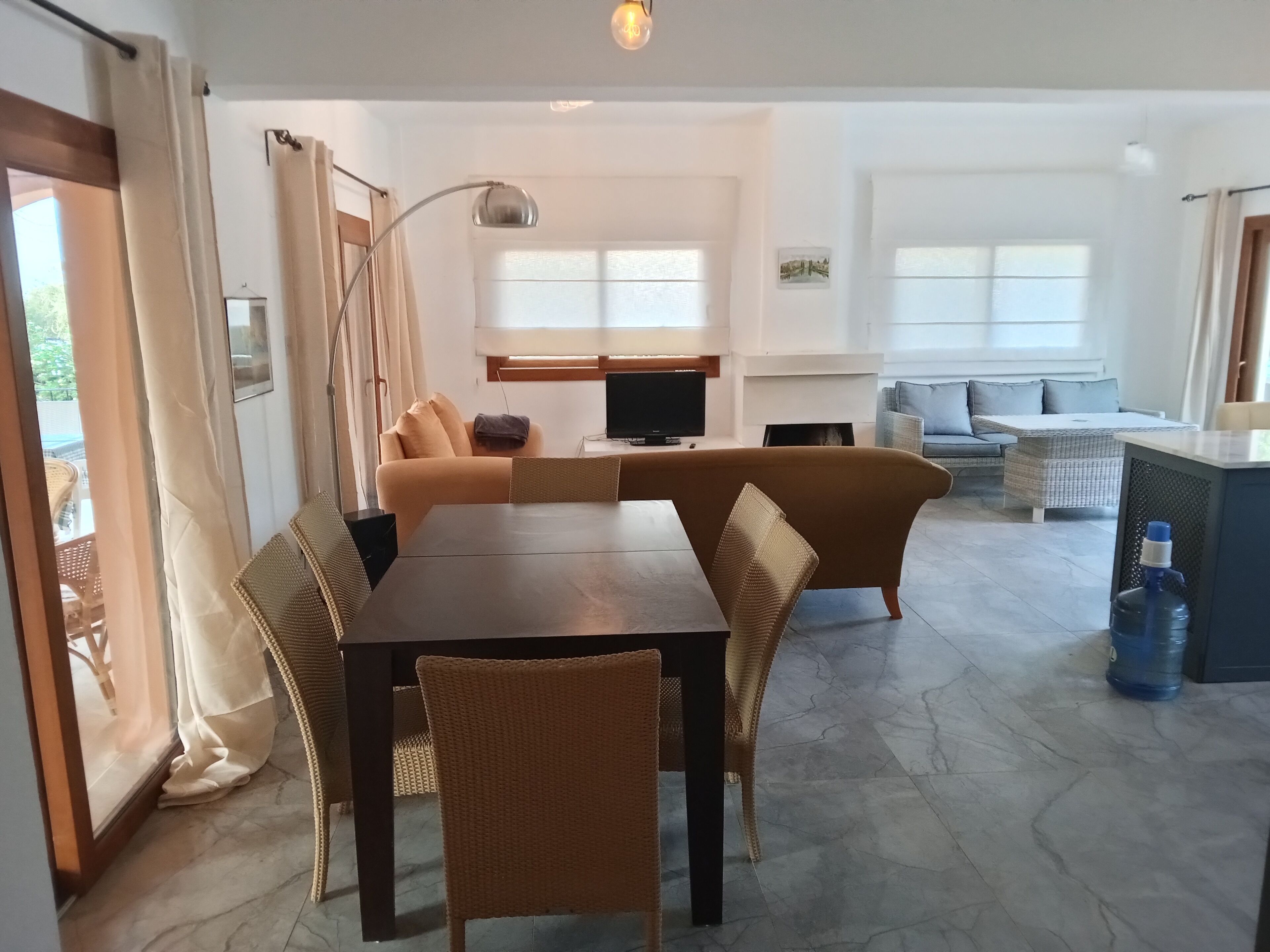 Villa With 4 Bedrooms . Pool And Hot Tub - Cyprus