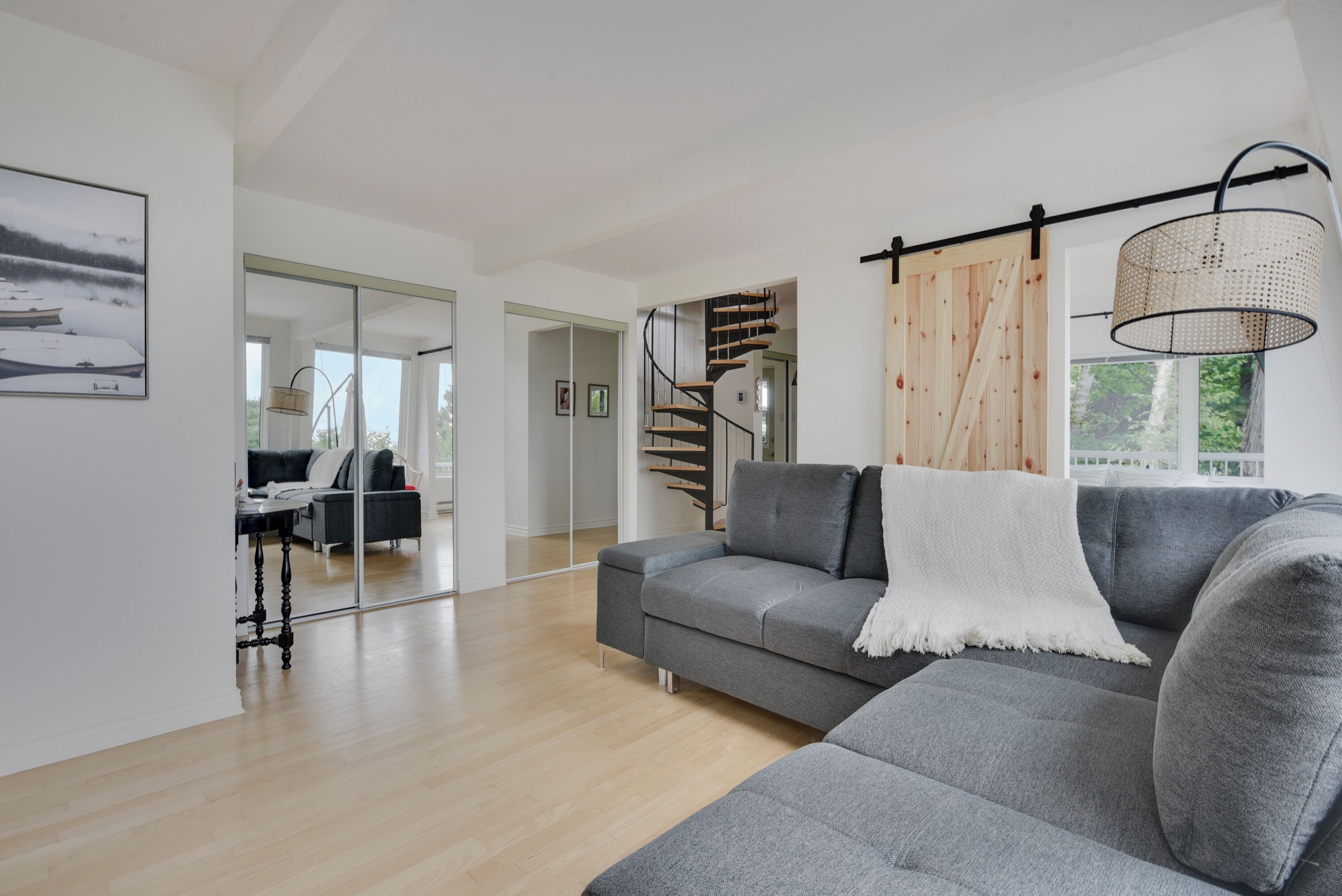 Cottage With Water View And Hot Tub - Le Pin Blanc - Quebec