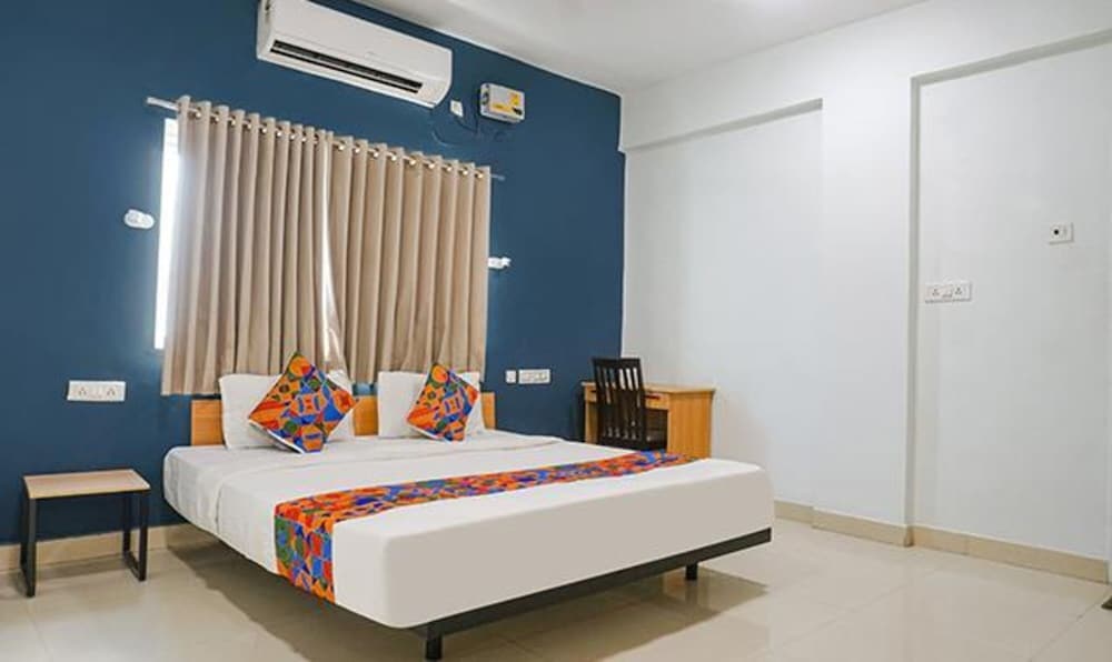 Fabhotel Silver Oak - Poona