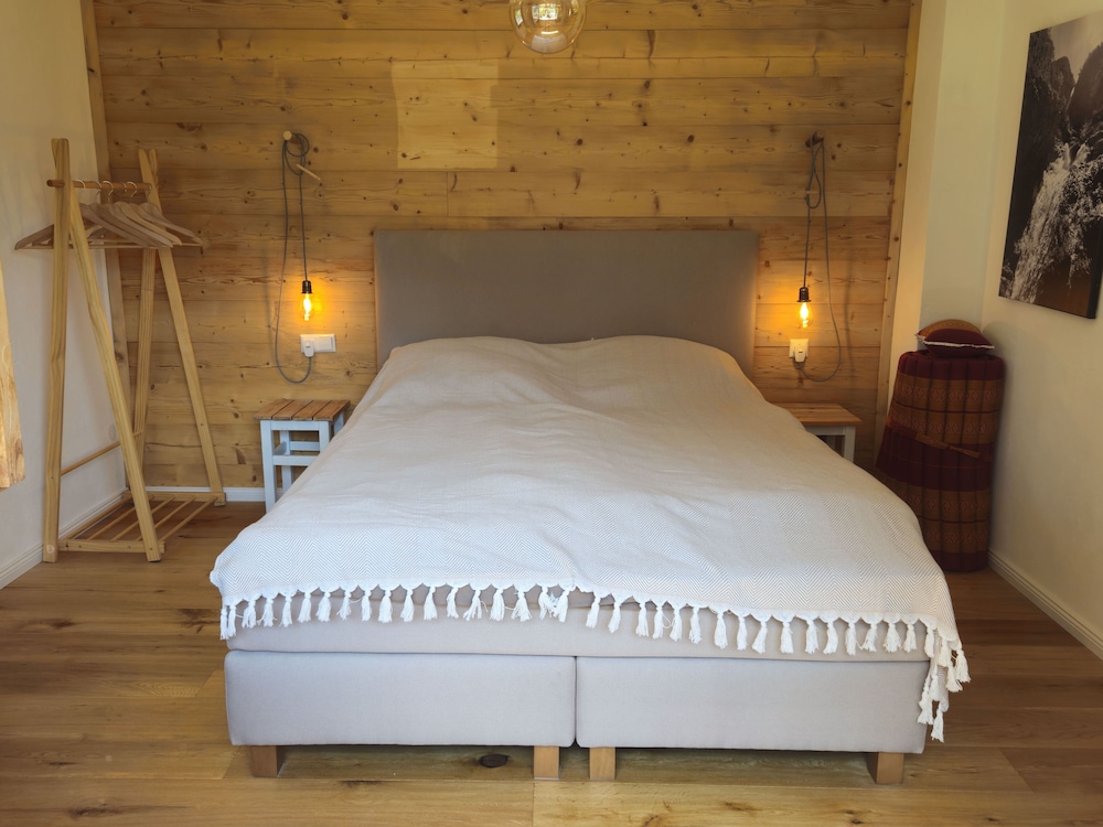 Neu! Ferienwohnung Alpenblume Für 2 Personen Mit Terrasse Und üBerdachtem Balkon - Elbigenalp