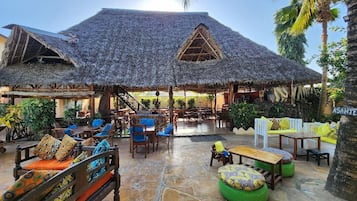 Pequeno-almoço tipo buffet diário incluído