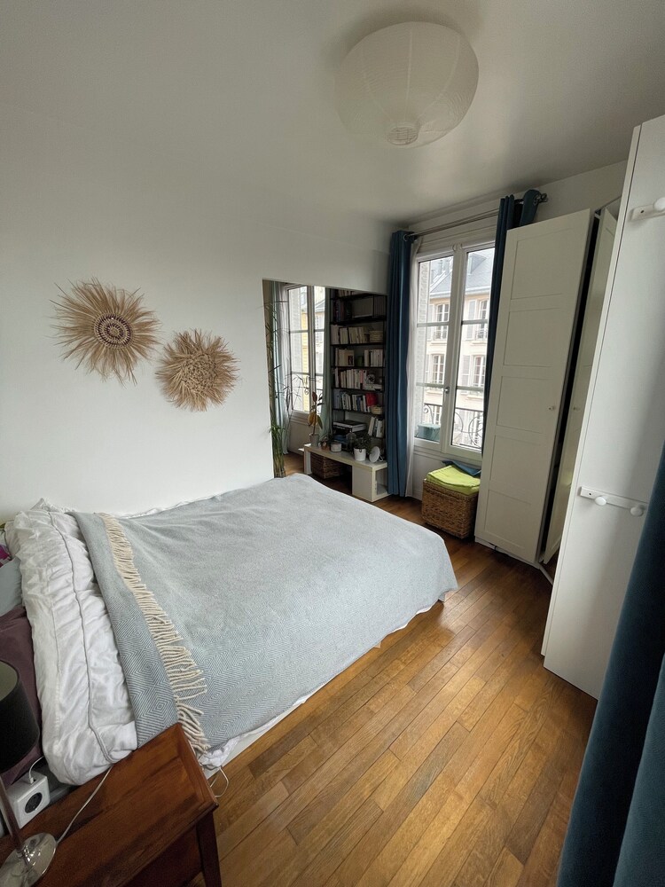 Charming Apartment In The Heart Of Versailles Near The Chateau - Versailles