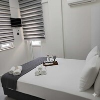 Wi-Fi de cortesia, roupa de cama