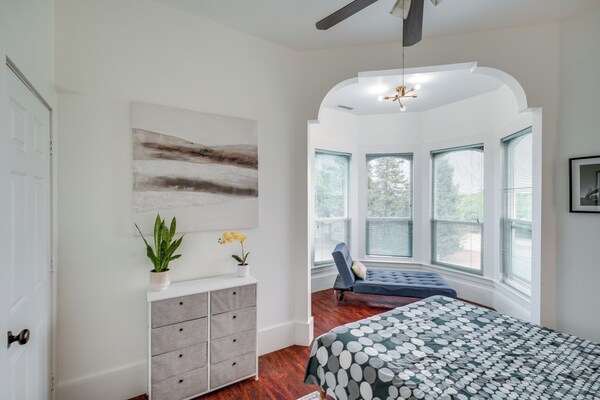 Modesto Mansion On 2 Acres - Great For Families! - Modesto, CA