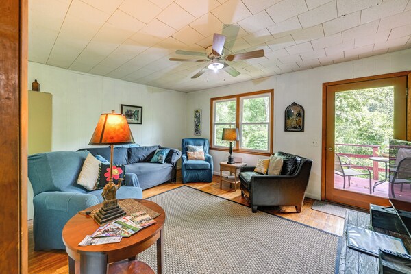 Affordable, Artsy, Unique! Blue Ridge Mtn-view Gem - Calderwood Lake, TN