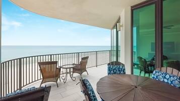 Apartamento em Condomínio Fechado, 2 quartos | Terrenos do alojamento