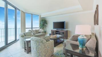 Apartamento em Condomínio Fechado, 2 quartos | Sala de estar