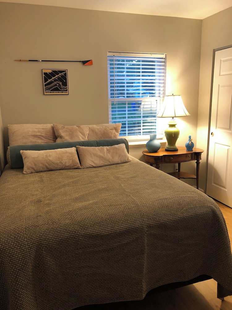 Adorable Bucks County Getaway - Washington Crossing State Park, Titusville