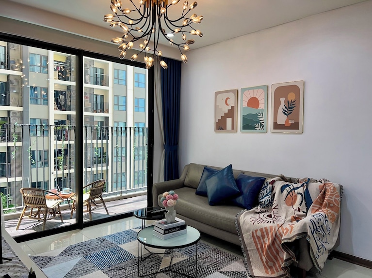 Vintage 3br Hado Centrosa With Pool View!!! Just 5mins To Go Benthanh Market - Ho Chi Minh City