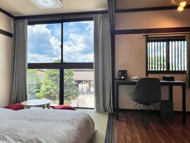 Quarto Twin Júnior, não fumadores, casa de banho privativa | Vista do quarto
